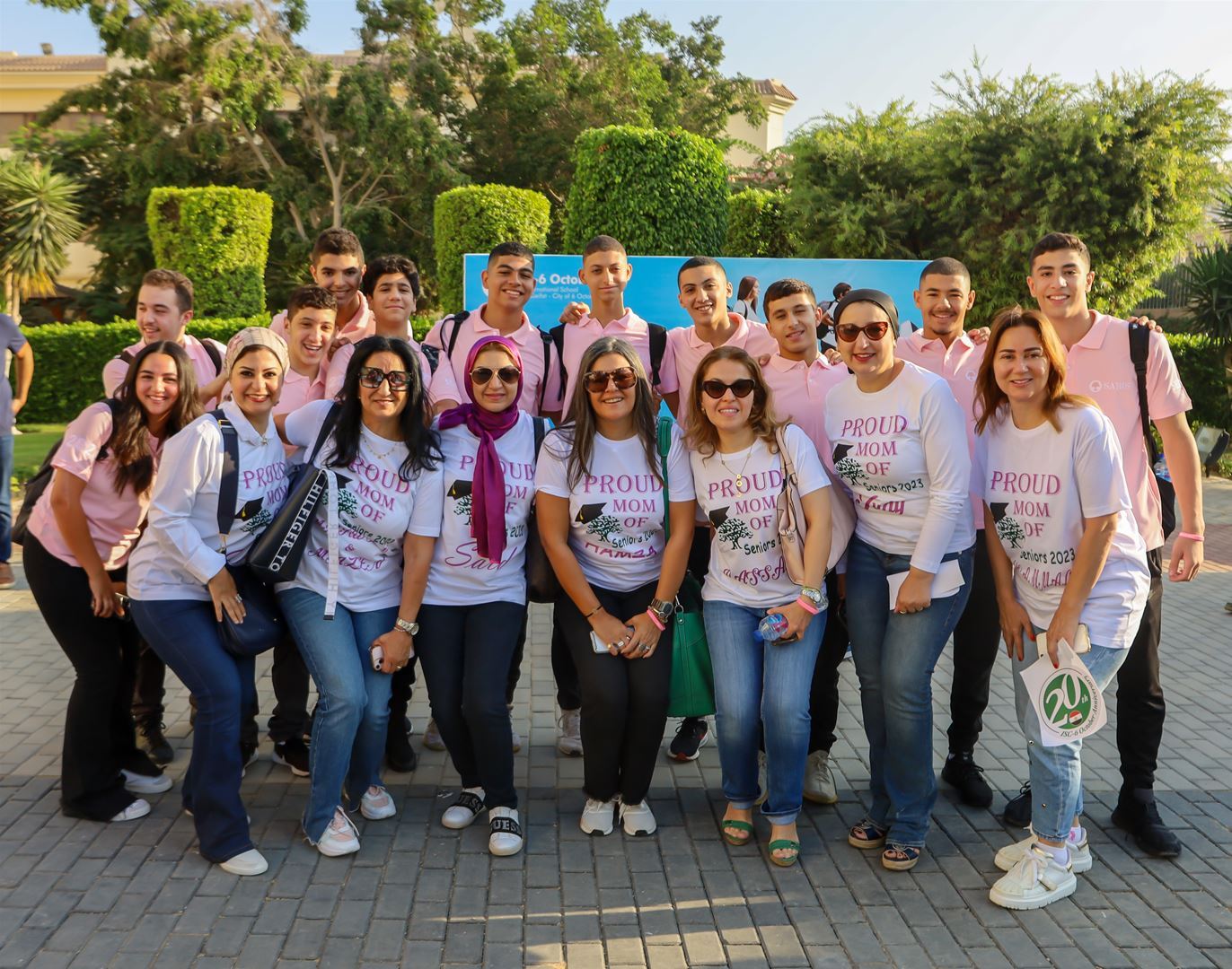 Seniors last first day of school - The International School of ...